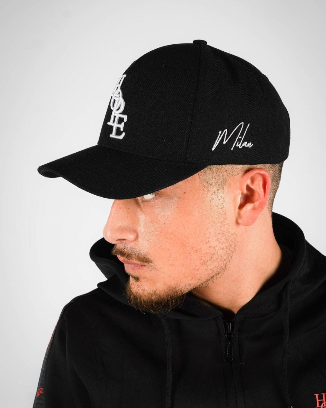 𝐖𝐇𝐈𝐓𝐄 𝐎𝐍 𝐁𝐋𝐀𝐂𝐊 𝐂𝐀𝐏 – Hope Clothing